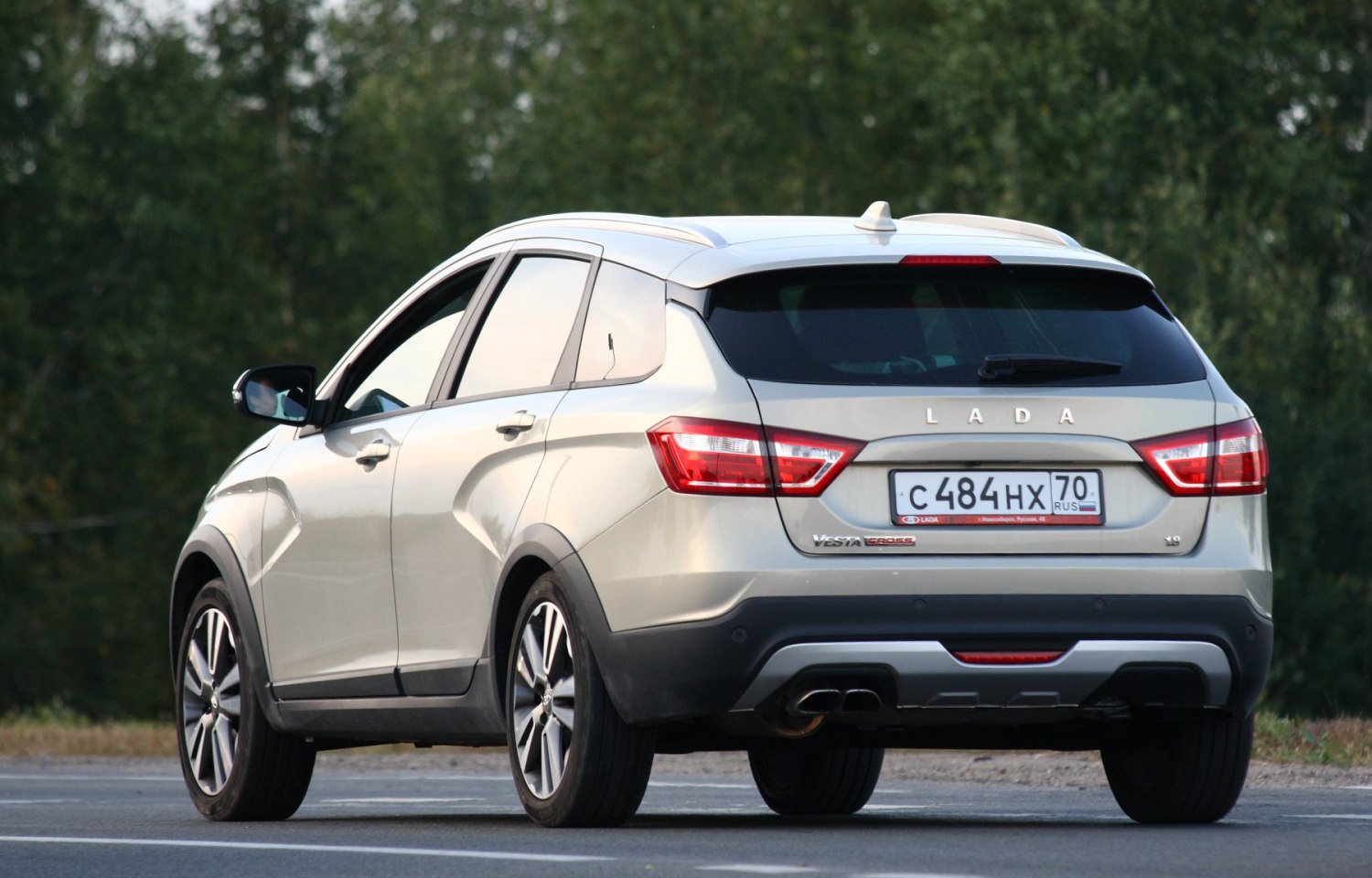 Lada Vesta technical specifications and fuel economy